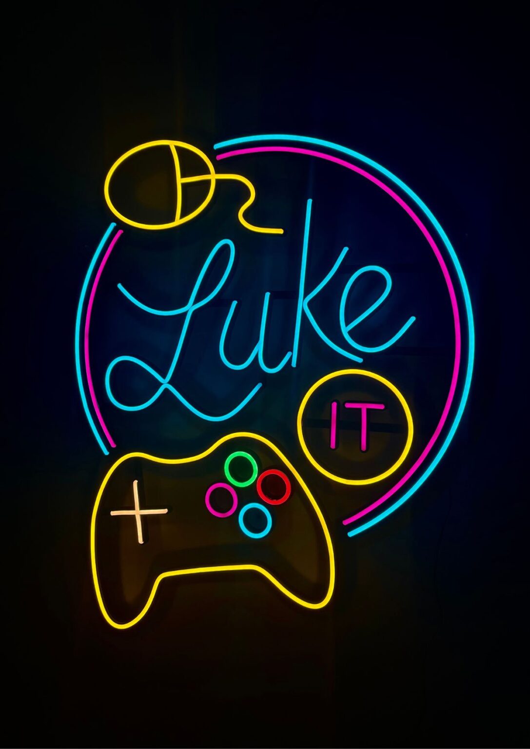 Logo LED na zamówienie | Logo ledowe | CustomNeon.pl